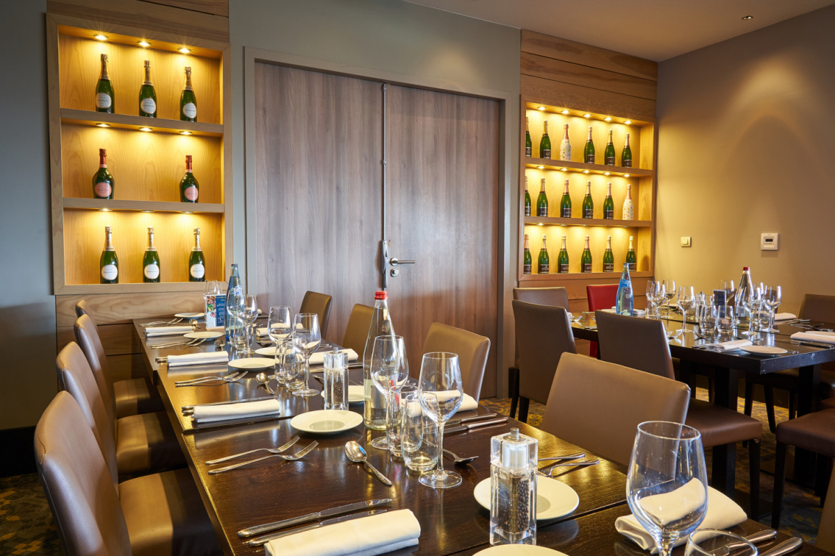 Le Cocon - restaurant Saint-Priest - Réserver, Horaires, Téléphone ...